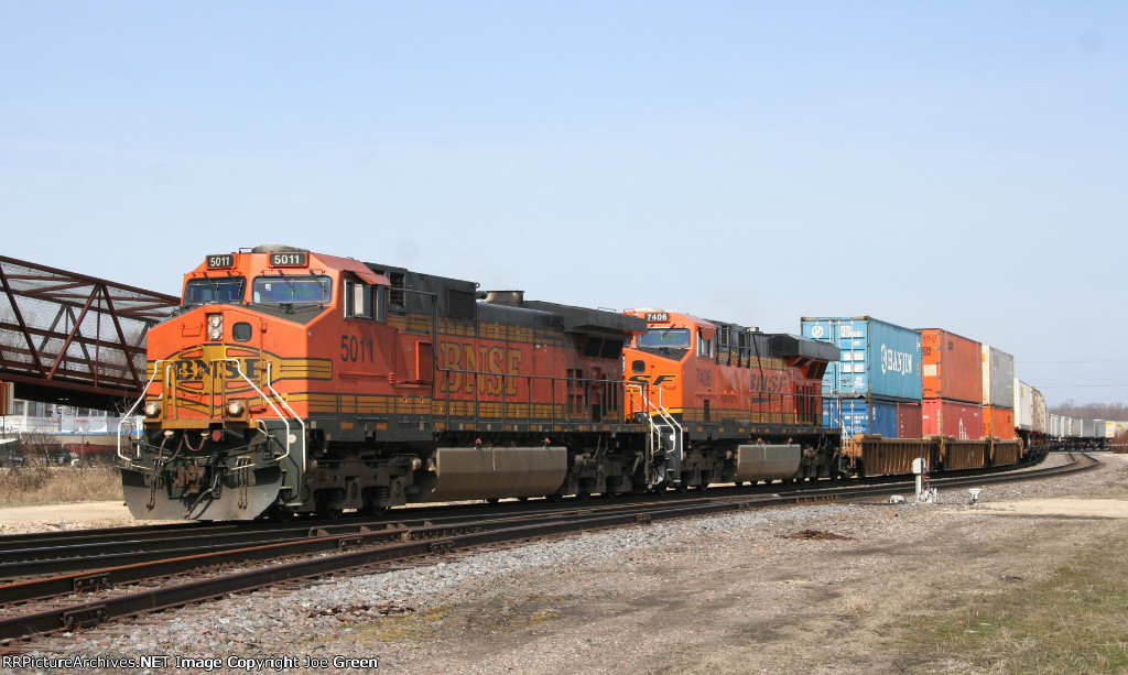 BNSF 5011